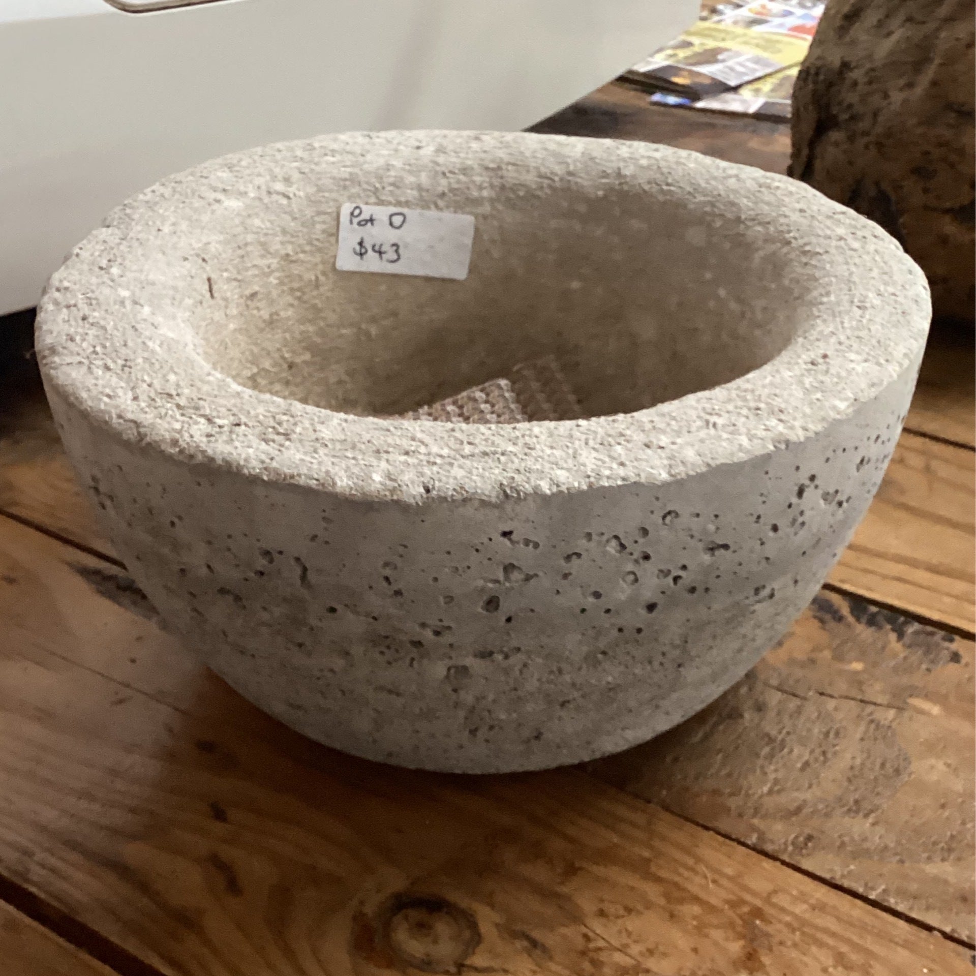 Concrete and sand pot D KJ | OCEAN + STONE